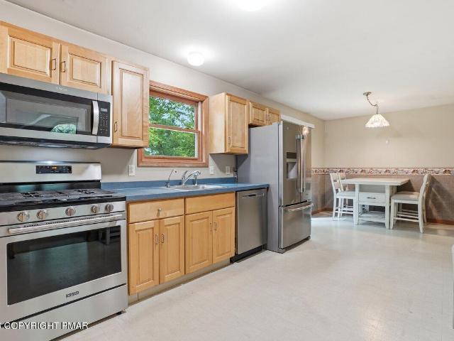 1142 Sierra Trails Drive