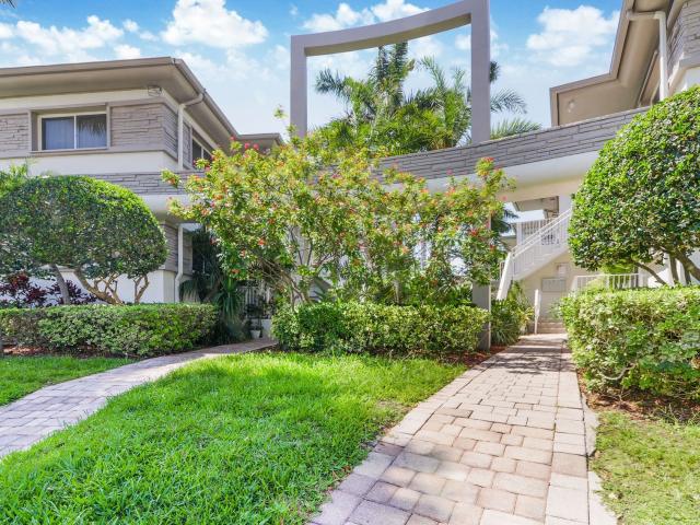 1142 99th St Unit# 24, Bay Harbor Islands, US, FL