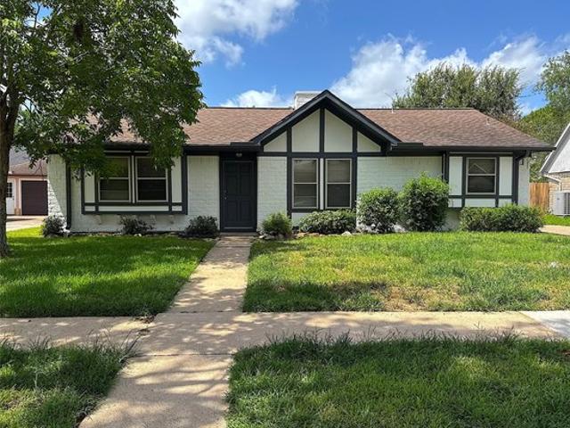 11430 Sagemorgan Dr, Houston, TX 77089