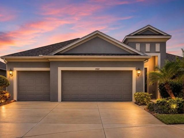 11432 Drifting Leaf Dr, Riverview, FL 33579
