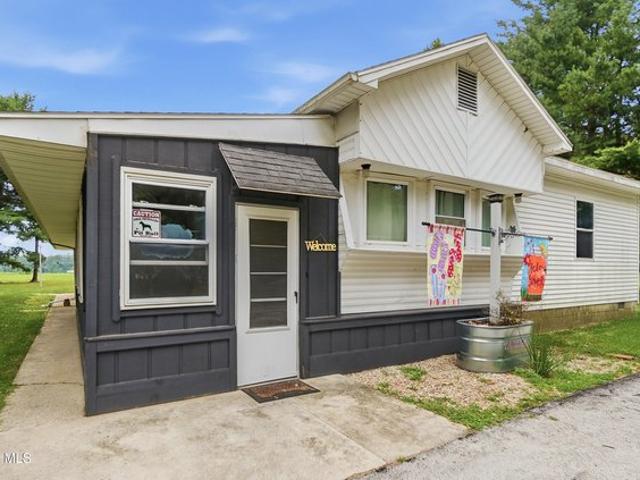 11435 Blackman Rd, Bradner, OH 43406