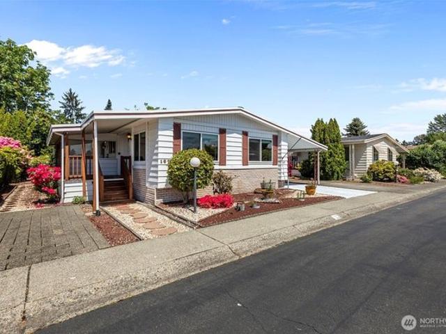 11436 SE 208th St Spc 162, Kent, WA 98031