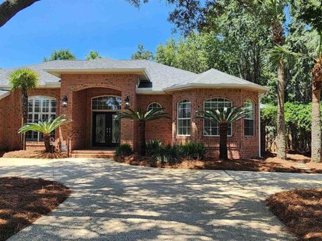 1143 Mary Kate Dr, Gulf Breeze, FL 32563