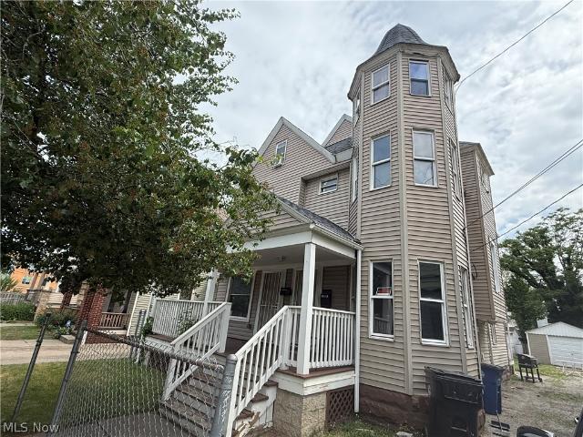 1143 Norwood Road
