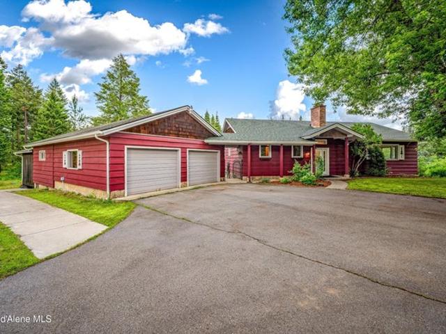 1143 E Rookery Rd, Hayden, ID 83835