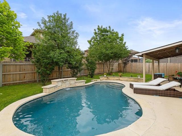 1143 Huntington Trl, Round Rock, TX 78664