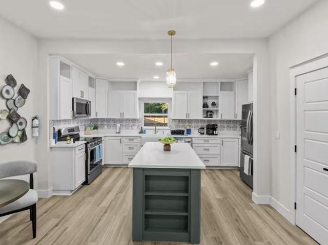 1143 Kings Hwy, Dallas, TX 75208