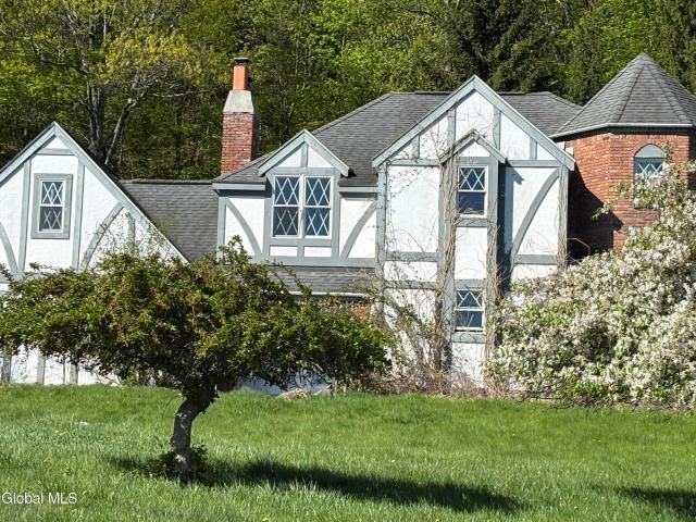 1143 Leesome Lane