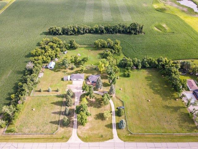 1143 rd St SE, Valley City, ND 58072