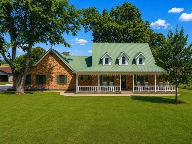 1143 Rs County Road 2300, Emory, TX 75440