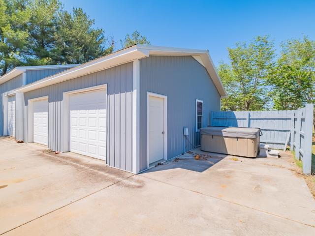 1143 Tom Grissom Rd