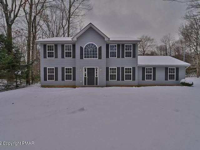 1143 Willow Creek Dr, Kunkletown, PA 18058