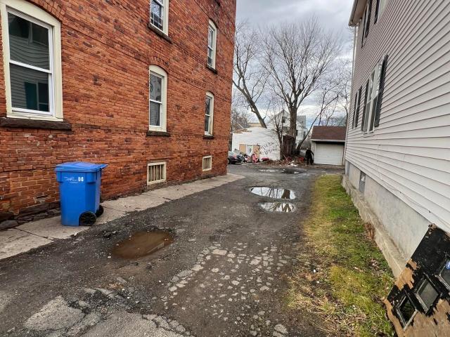 114 116 Mather St, Hartford, CT 06120 | MLS #24168 | Compass