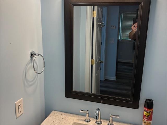 114 1/2 Greenbrier Way