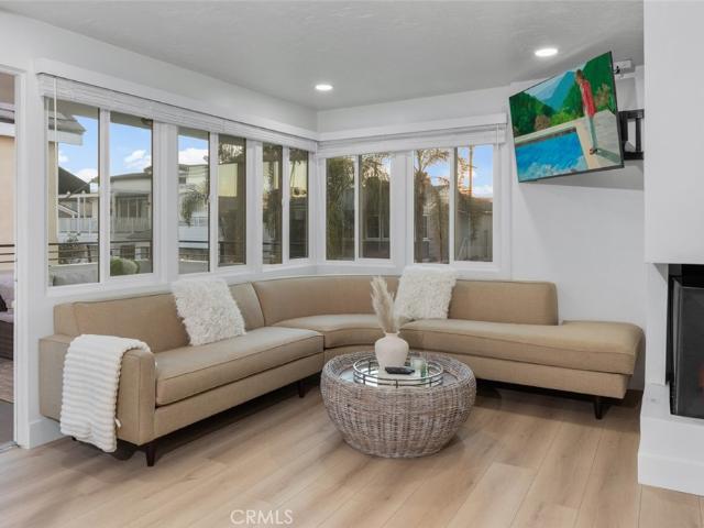 114 1/2 Onyx Ave, Newport Beach, CA 92662 | MLS #OC26040