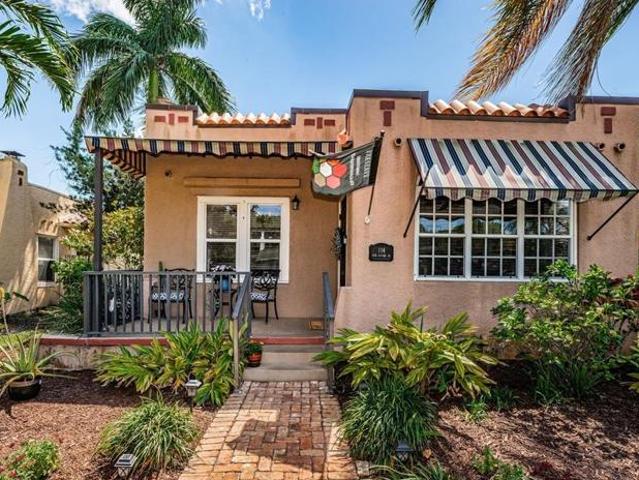 114 19th Ave NE, Saint Petersburg, FL 33704