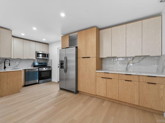 114 25 th Street