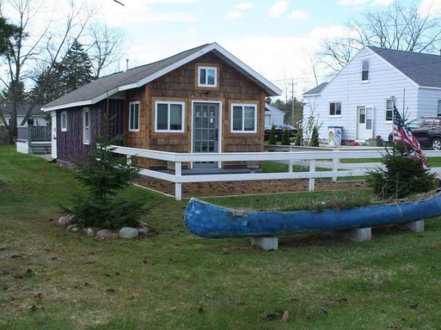 114 2nd Ave, Tawas City, MI 48763 MLS# 1922090