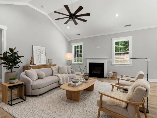 114 Comanche Drive