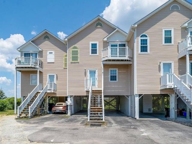 114 Calinda Cay Ct, North Topsail Beach, NC 28460