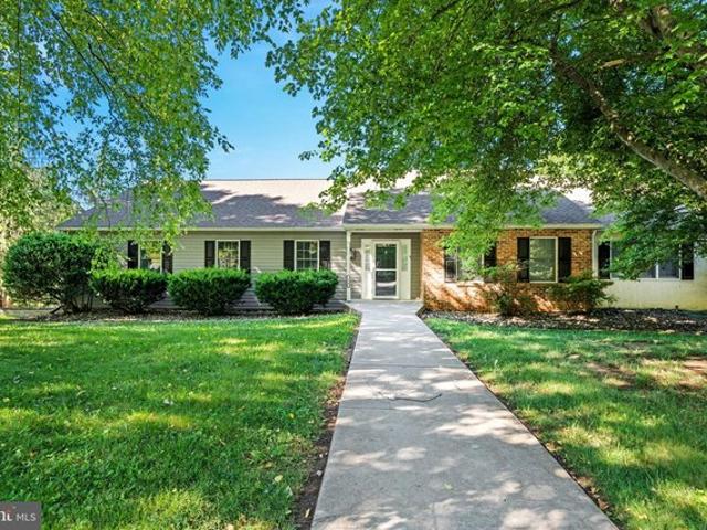 114 Cameron Dr, Hockessin, DE 19707
