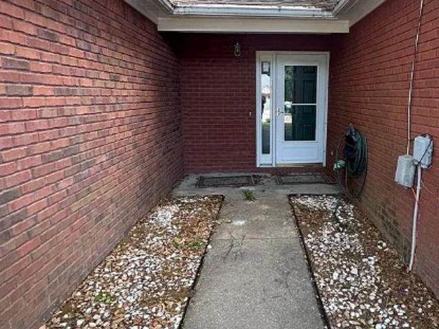 114 Candle Brook Dr