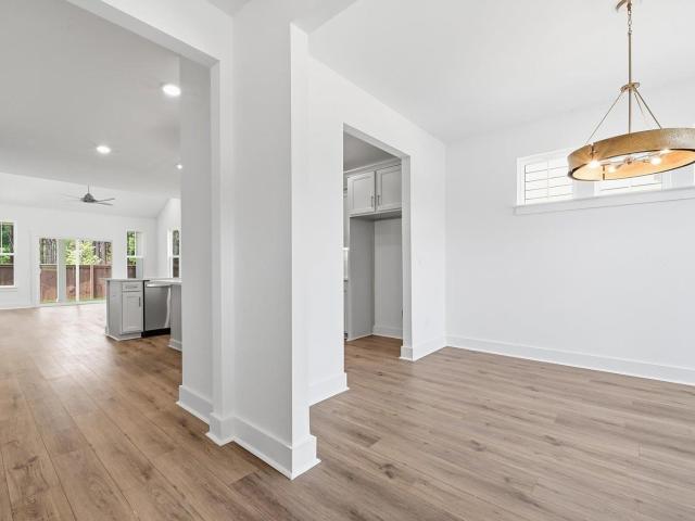 114 Canyon Creek Way