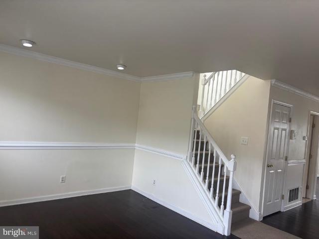114 Carriage Lane