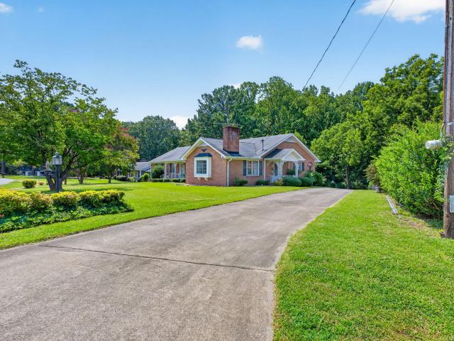 114 Castle Circle