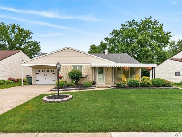 114 Chateau Ct, Depew, NY 14043