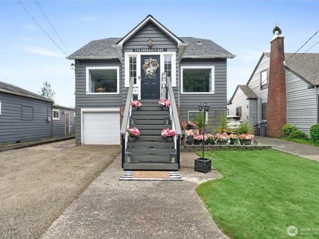 114 Chenault Ave, Hoquiam, WA 98550
