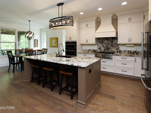 114 Chestnut Ridge Court