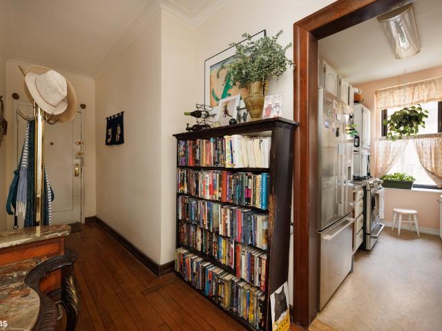 114 CLINTON Street 2A