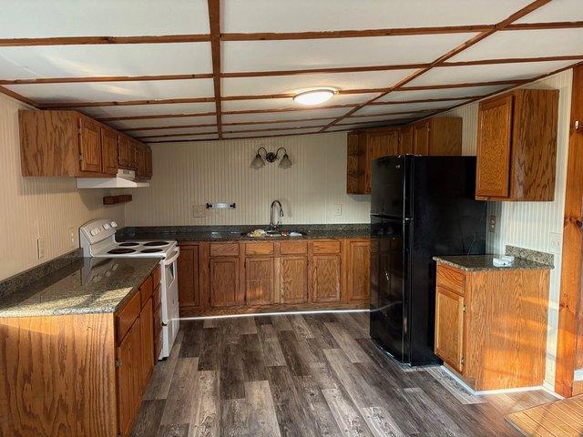 114 Cloberdants St, Rockport, TX 78382