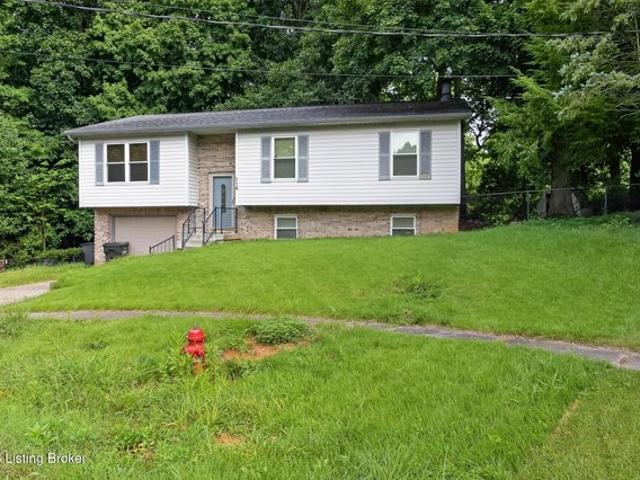 114 Amanda Ct, Radcliff, KY 40160