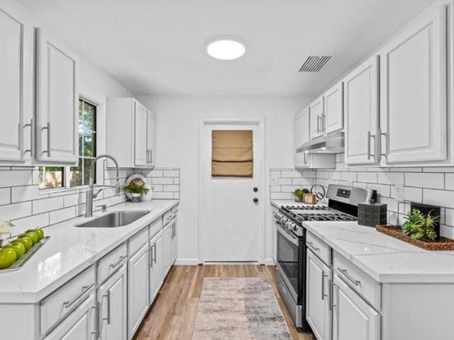 114 and 116 Severin Ave, Modesto, CA 95354