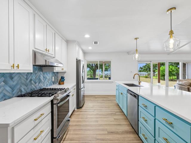 114 Agarita Dr