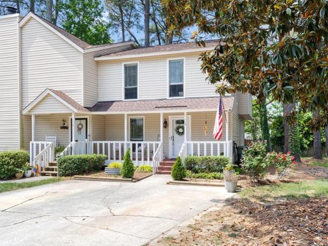 114 Arbuckle Ln, Cary, NC 27511