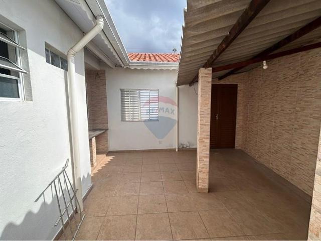 114 Área Útil Casa Alugar, 3 Dormitórios localizado em Vila Gato, Bragança Paulista, São Paulo, 12903040 | Brasil