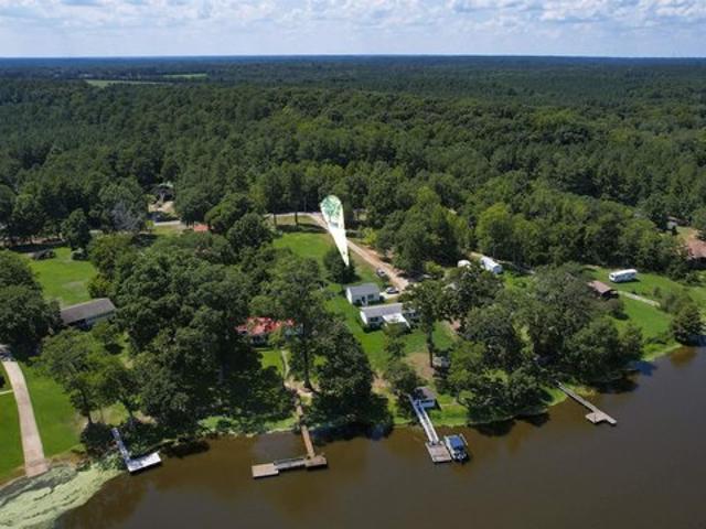 114 Bat Dr, Saluda, SC 29138