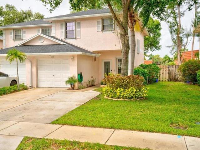 114 Baldwin Blvd, Greenacres, FL 33463