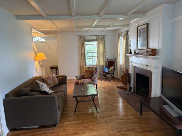 114 Beechwood Avenue
