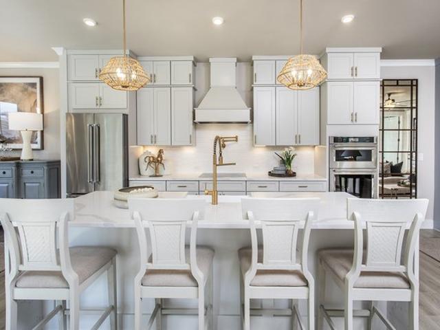 114 Bridgecrest Rd, Roswell, GA 30075