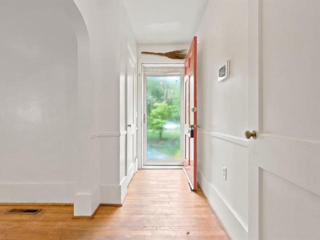 114 Brockington St