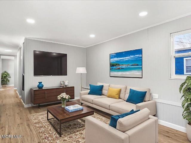 114 C7 Cookstown New Egypt Road