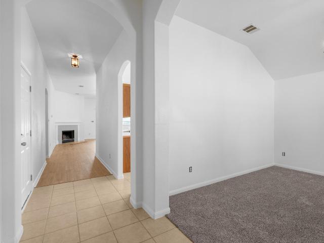 114 Gainer Dr