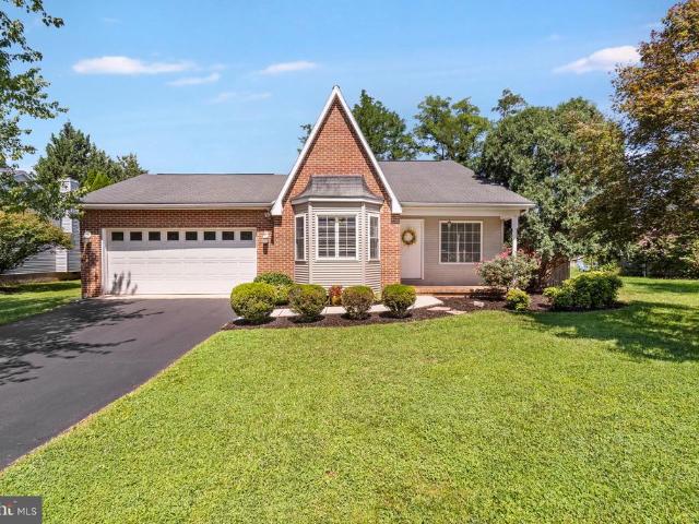 114 Gemstone Drive