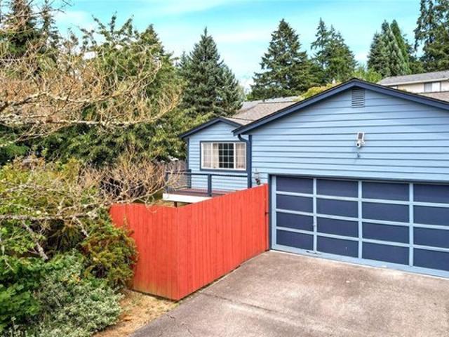 114 Dallas St, Port Orchard, WA 98366