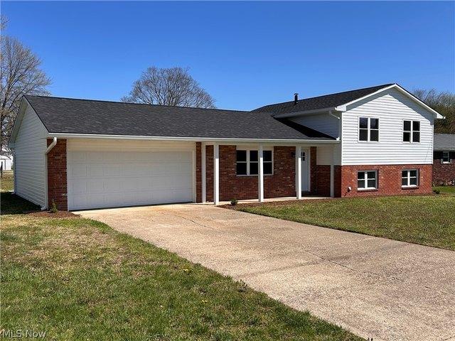 114 Devol Dr, Marietta, OH 45750