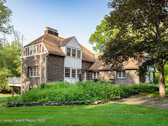 114 Dutchtown Rd, Saugerties, NY 12477 | MLS #20260 | Compass